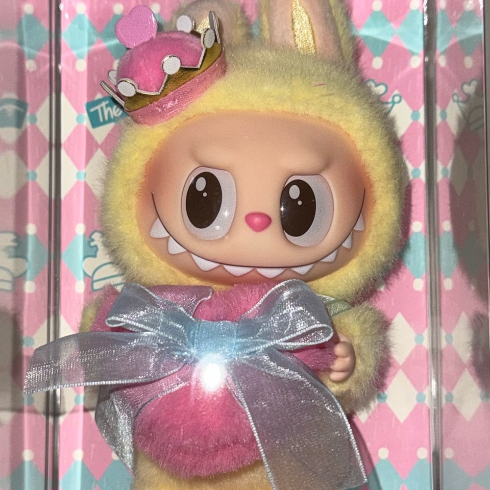 Popmart The Monsters Labubu Vinyl Face Pendant - Lets… - Gem